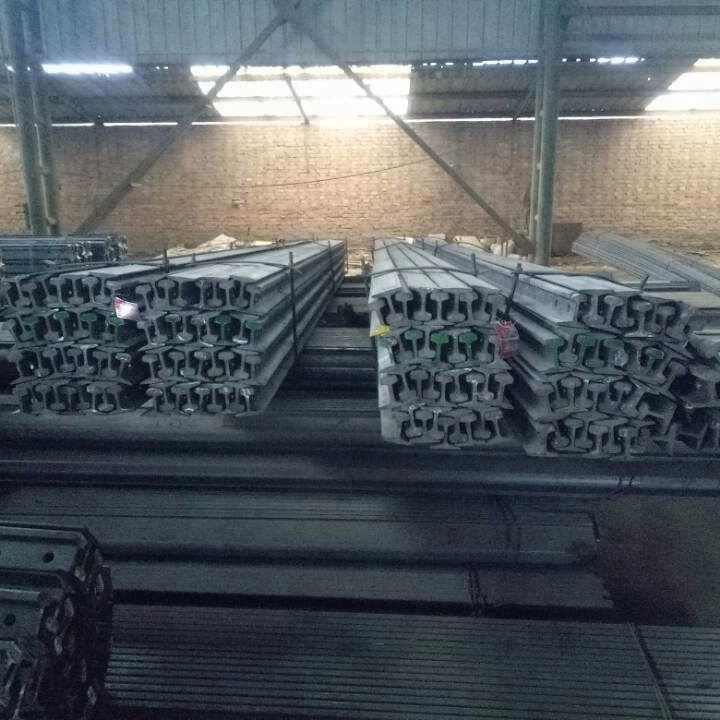 RO700 Material S20 Steel Rail - Durable and Versatile
