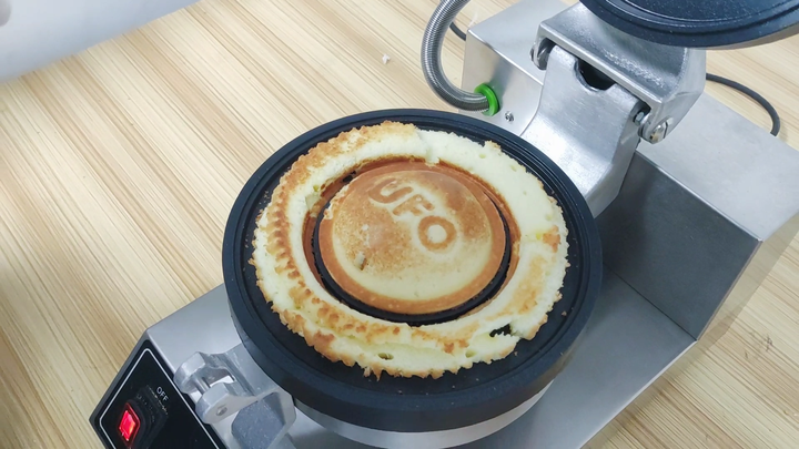 UFO Bread Maker - Non-Stick Sandwich Grill Press Machine