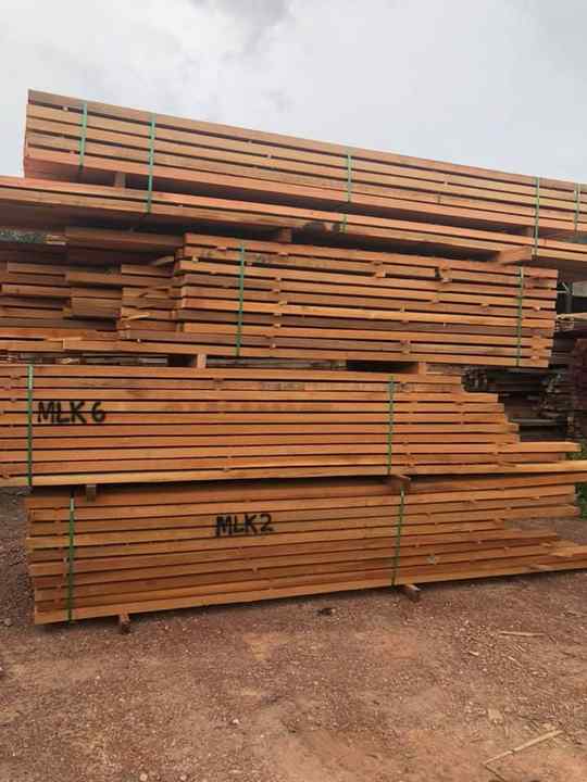Red Color Melunak Solid Hardwood from Malaysia - Industrial Use
